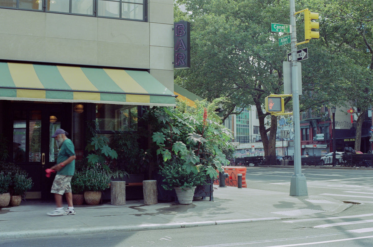 Using Motion Picture Film for Still Photography – Indisposable